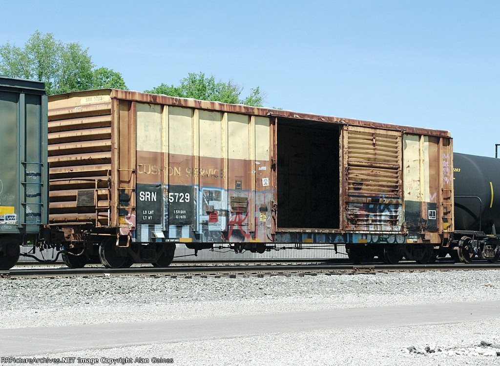 SRN Box Car 5729